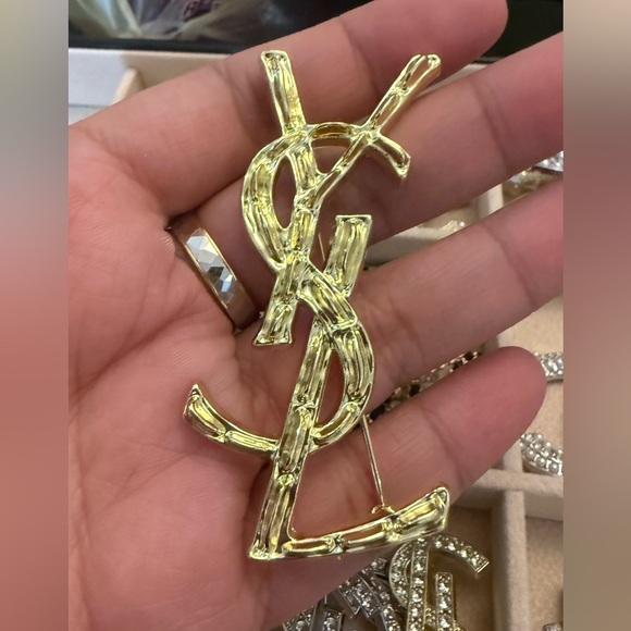Upcycled | Jewelry | Elegant Gold Initial Brooch | Poshmark